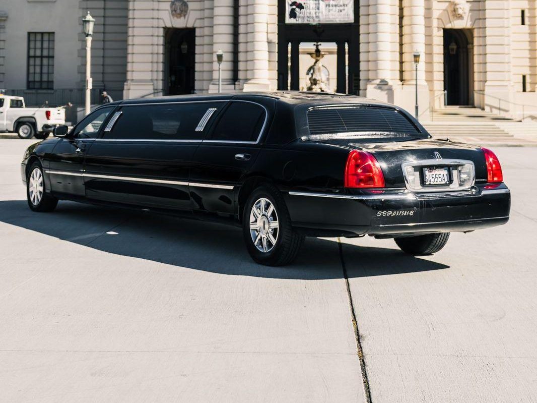 Party Bus Rental | Exotic Limousine Los Angeles | Los Angeles, CA